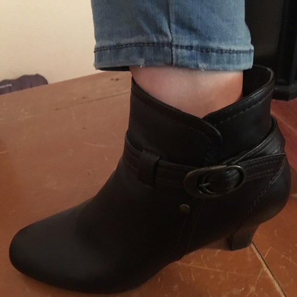 Laura Scott | Shoes | Laura Scott Ankle Boots | Poshmark